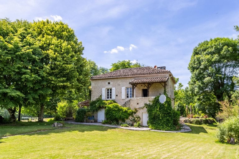 Country house with gites and land | Wheeler Property Southwest France